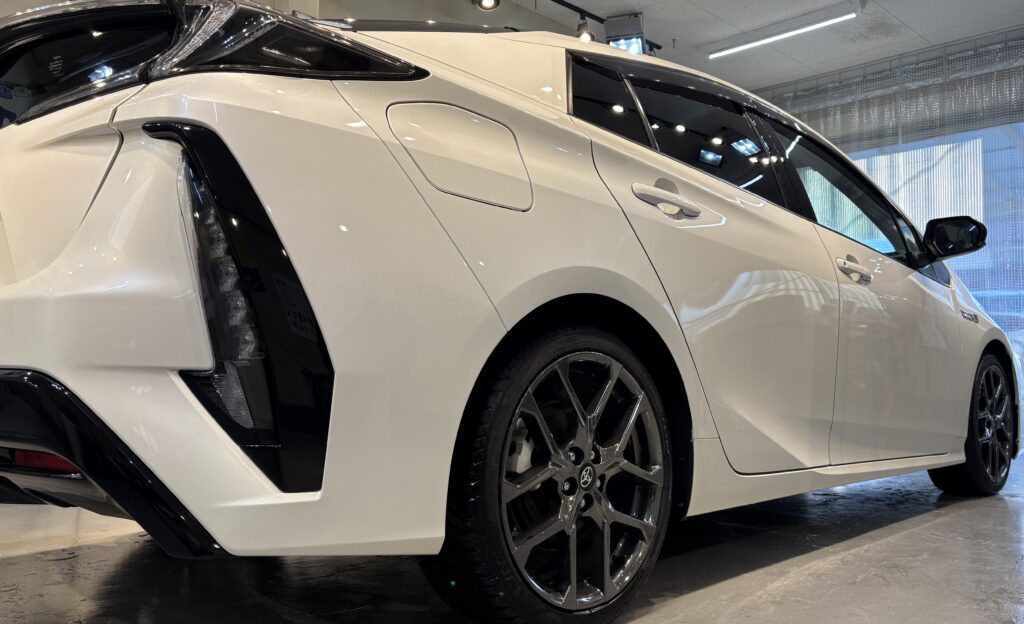 【施工事例】PRIUS PHV GR | Ridream(ライドリーム)
